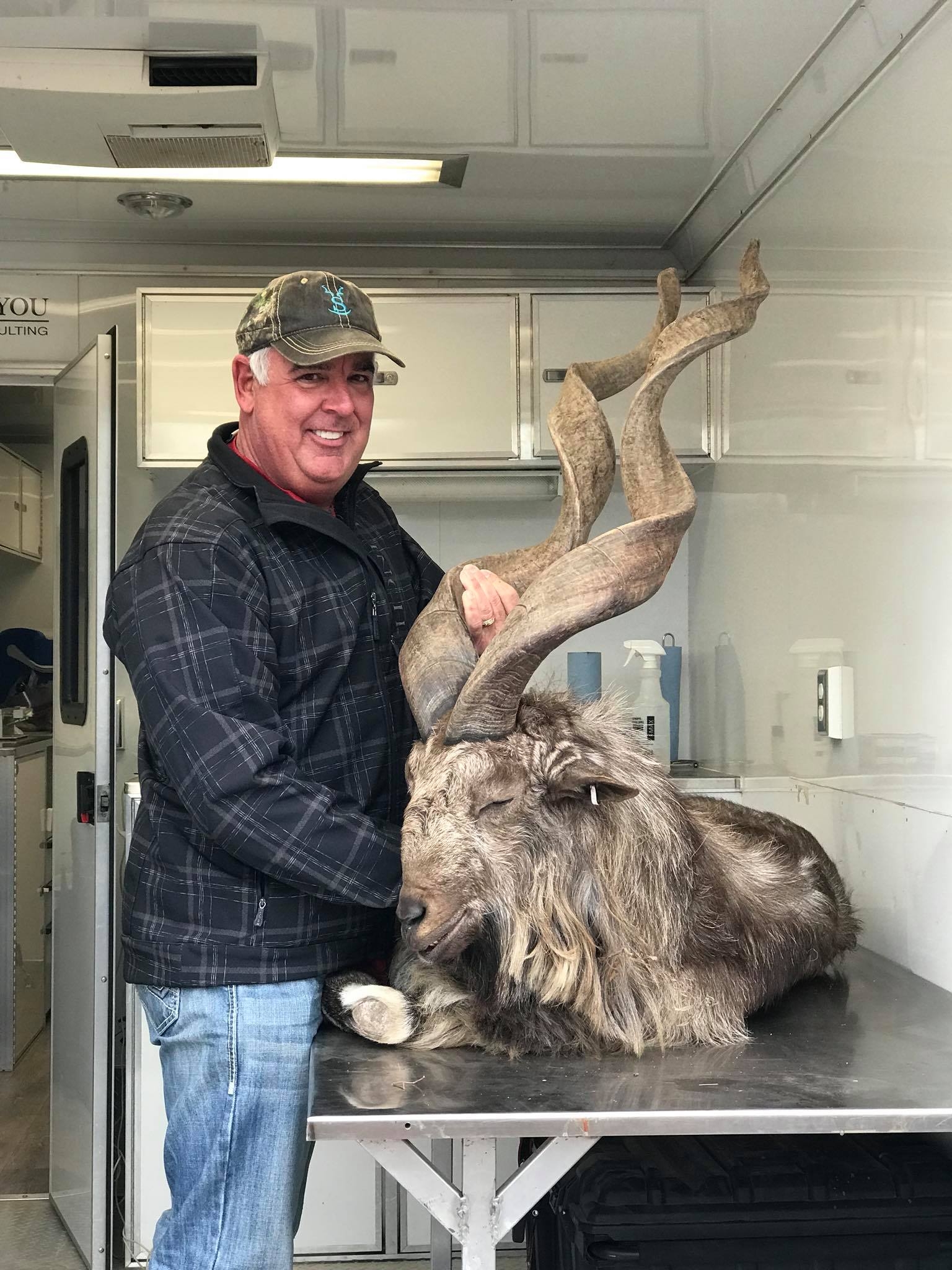 24831395_10214552564065181_6228806743634723763_o – WildLife Partners, LLC